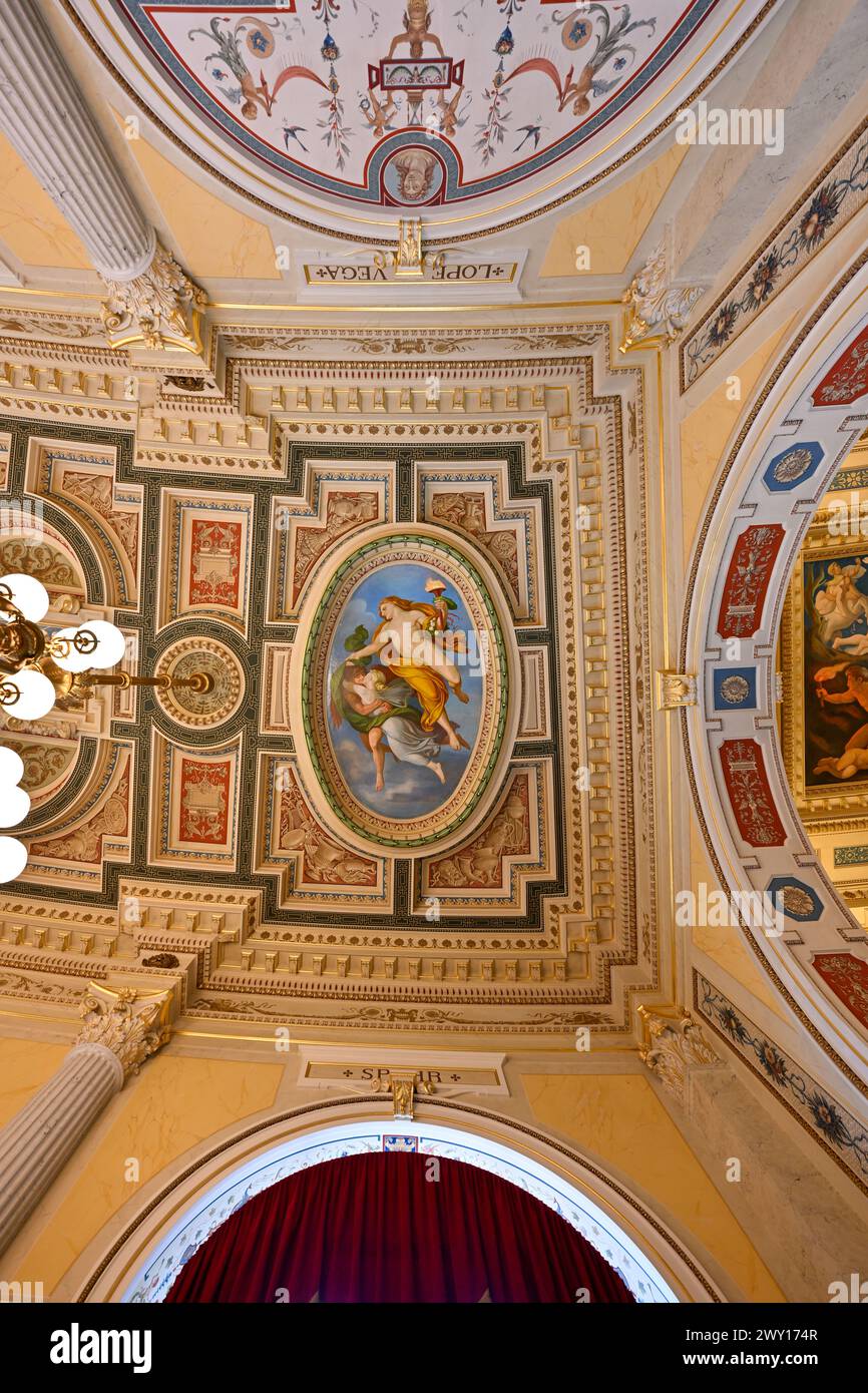 Semperoper dresden interior hi-res stock photography and images - Alamy