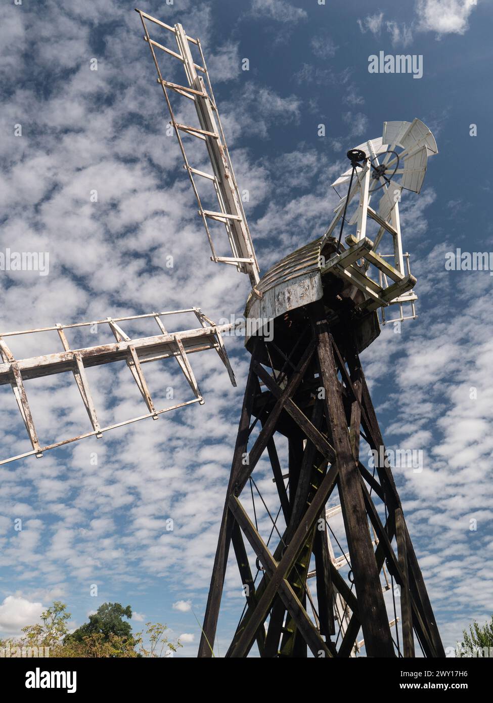Skeleton windmill hi-res stock photography and images - Alamy