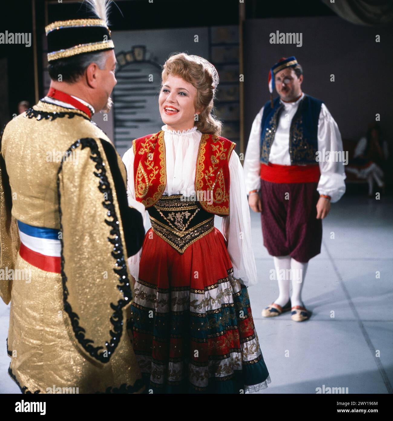 Die lustige Witwe, Fernsehfassung der Operette von Franz Lehar ...