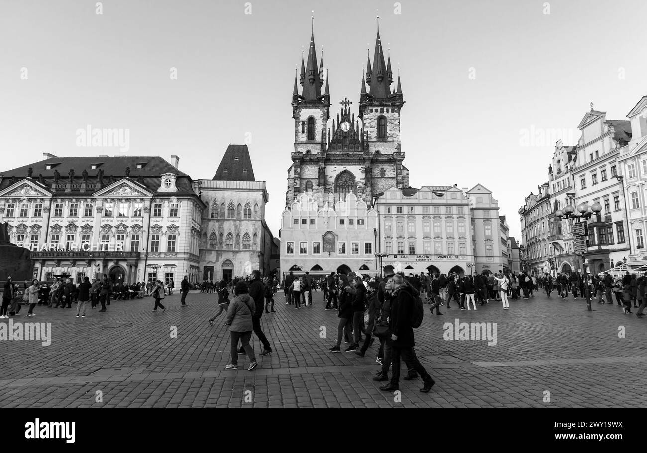 People on skyline Black and White Stock Photos & Images - Alamy
