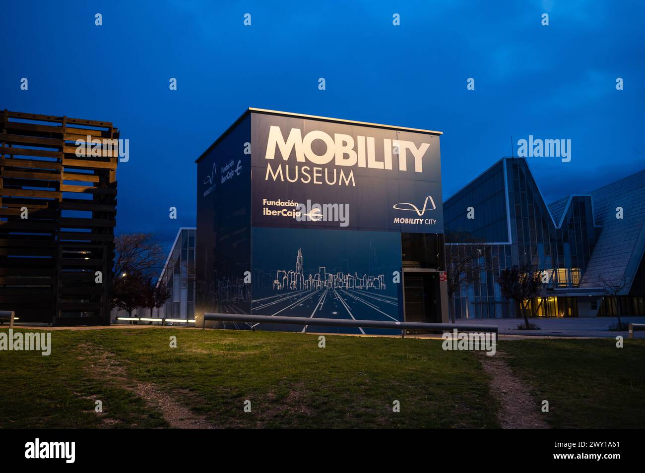 Mobility City Technology Museum in Zaha Hadid’s Bridge (Bridge Pavilion ...