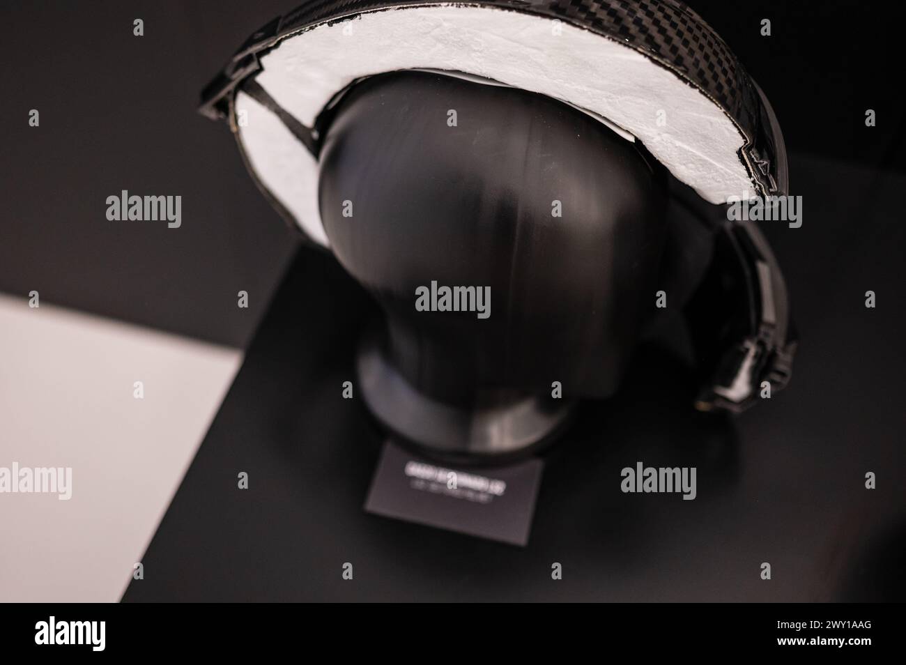 Motorcycle helmets open in half to appreciate the sections. Mobility ...