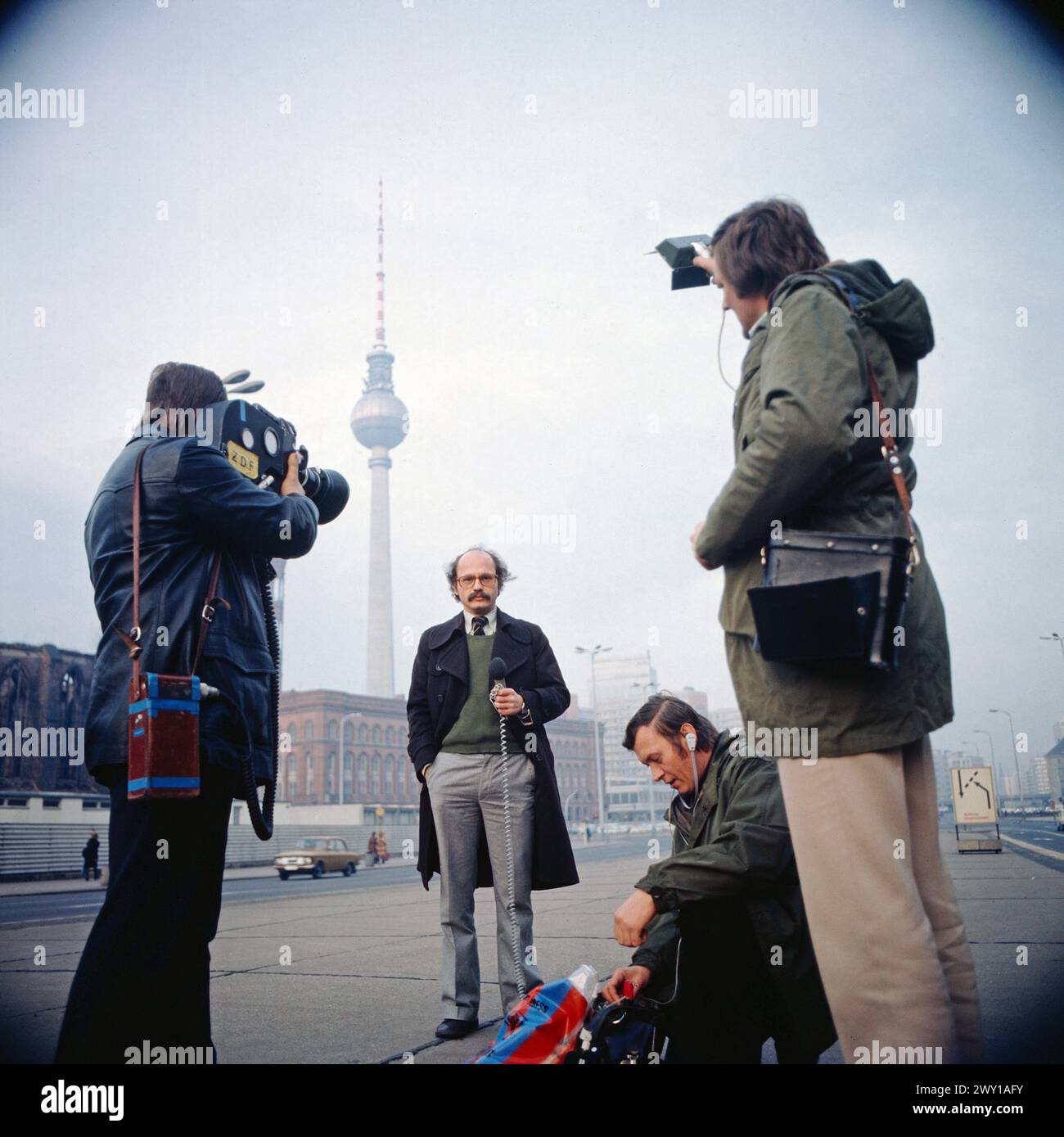 Zdf kameramann hi-res stock photography and images - Alamy