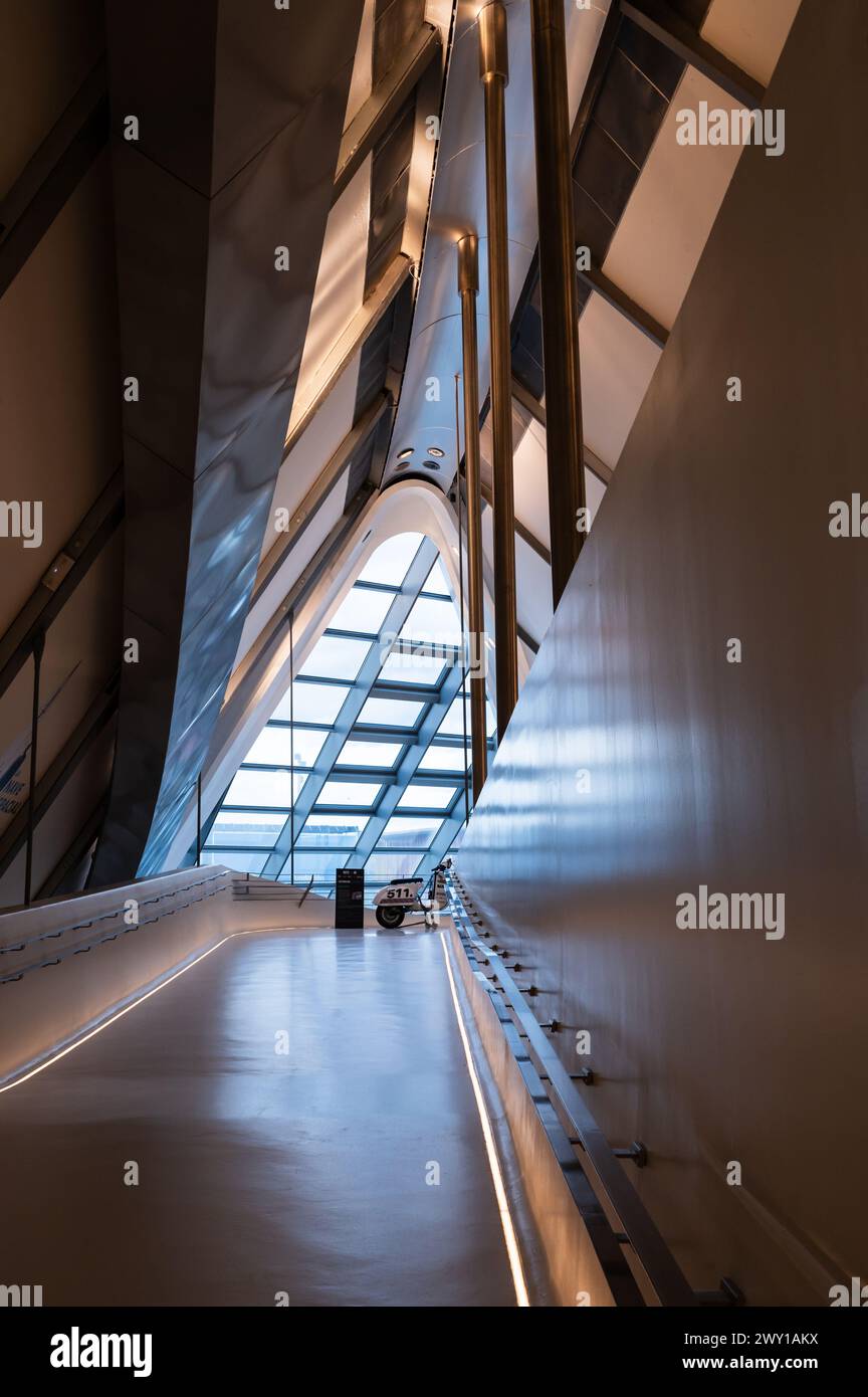 Mobility City Technology Museum in Zaha Hadid’s Bridge (Bridge Pavilion ...