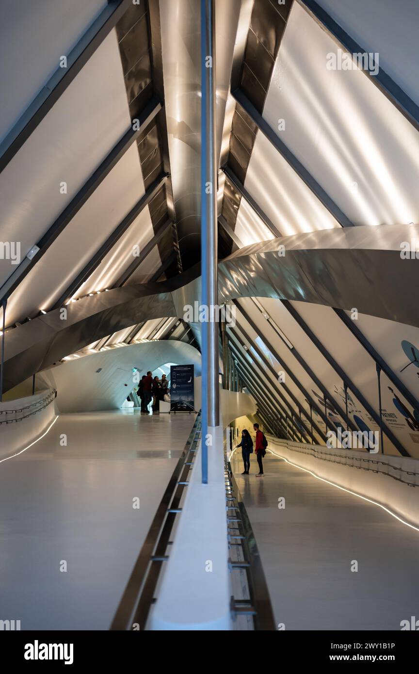 Mobility City Technology Museum in Zaha Hadid’s Bridge (Bridge Pavilion ...