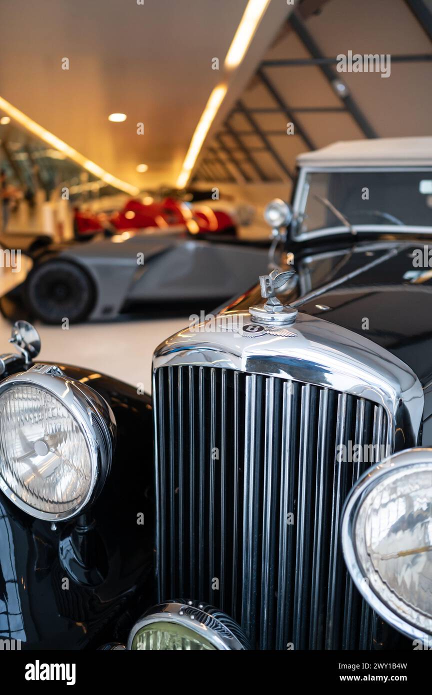 Bentley 3.5 Drophead Coupe from 1935. Mobility City Technology Museum ...