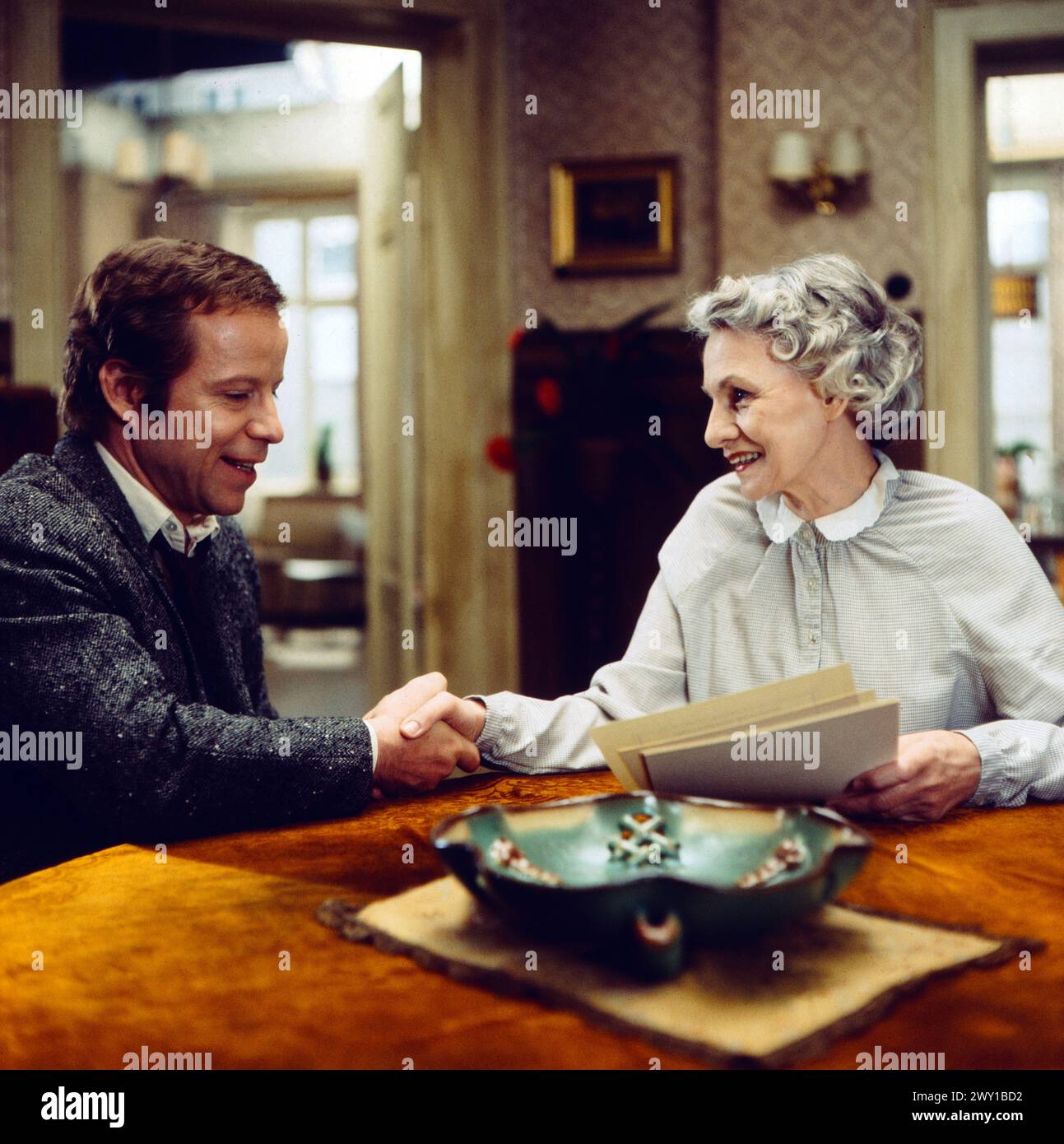 Eva lissa hi-res stock photography and images - Alamy