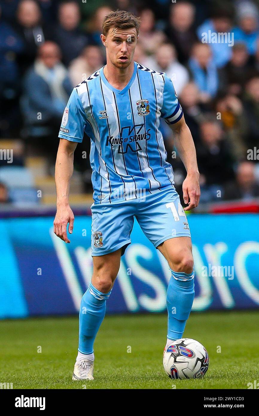 Coventry City's Ben Sheaf during the Sky Bet Championship match at the ...