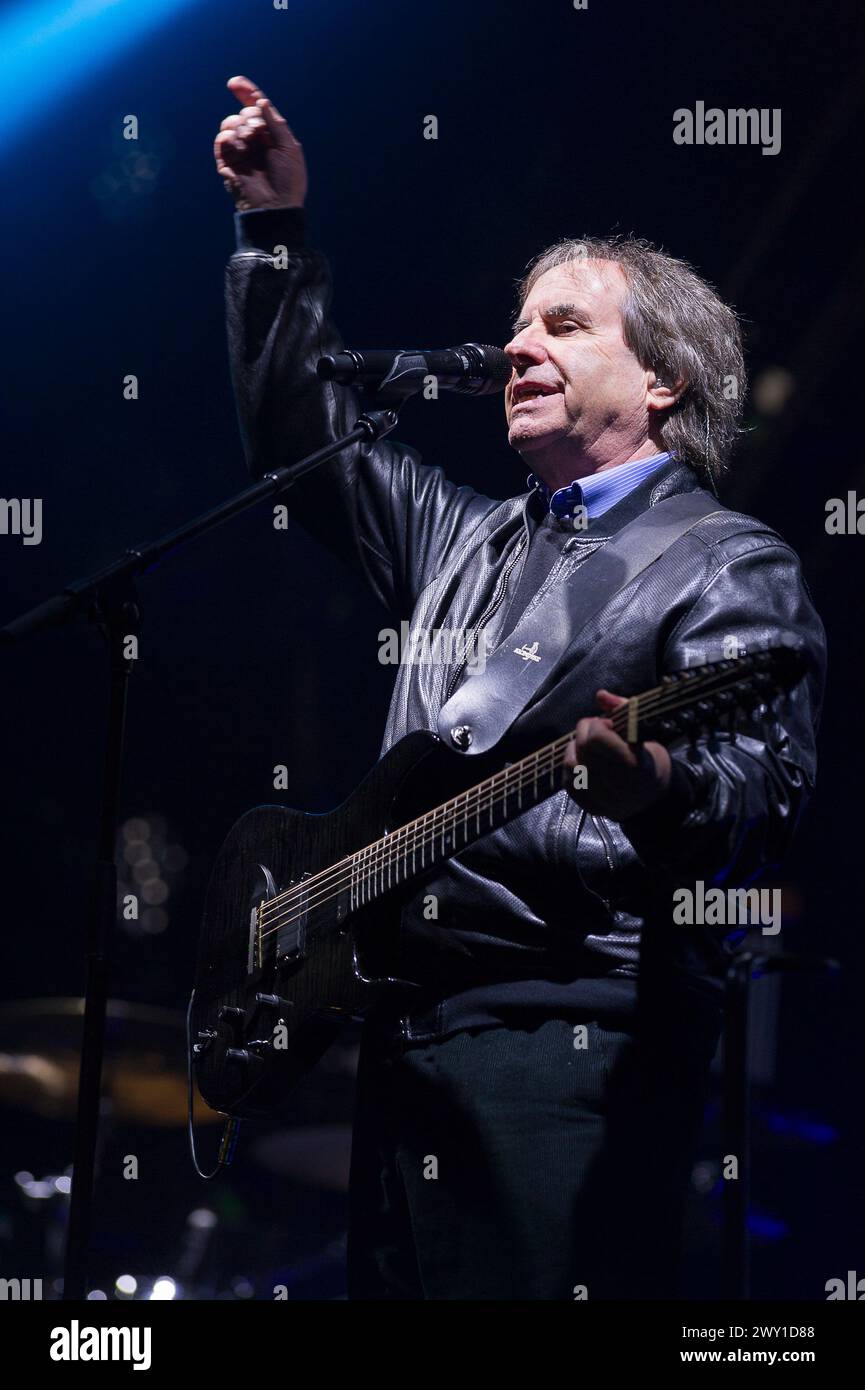 The irish singer Chris De Burgh live at the flashback festival | Le ...