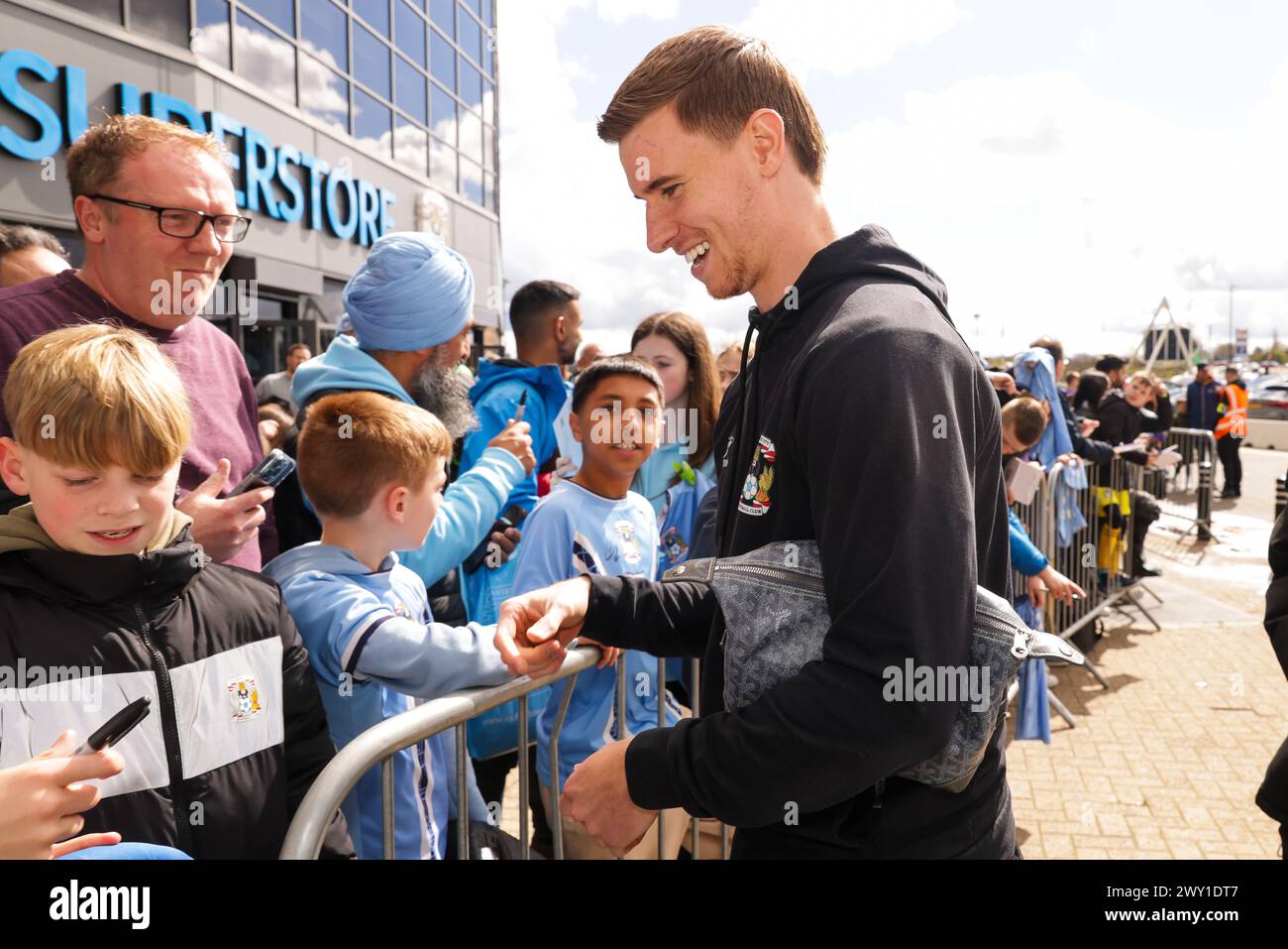 Coventry City's Ben Sheaf signs autographs for fans ahead of the Sky ...