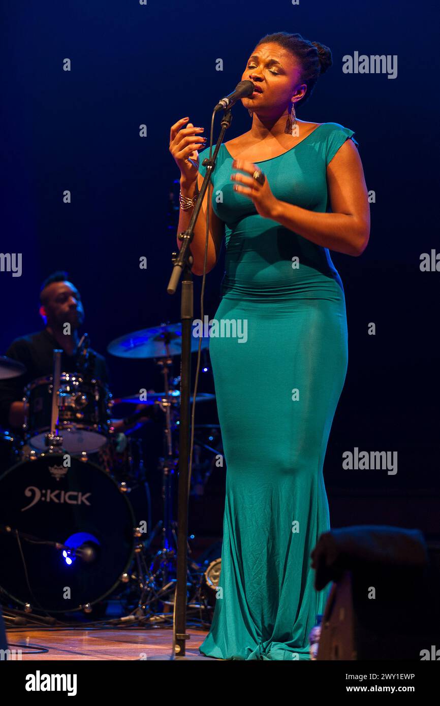 Lizz Wright en concert a Flagey | The jazz singer Lizz Wright live in ...