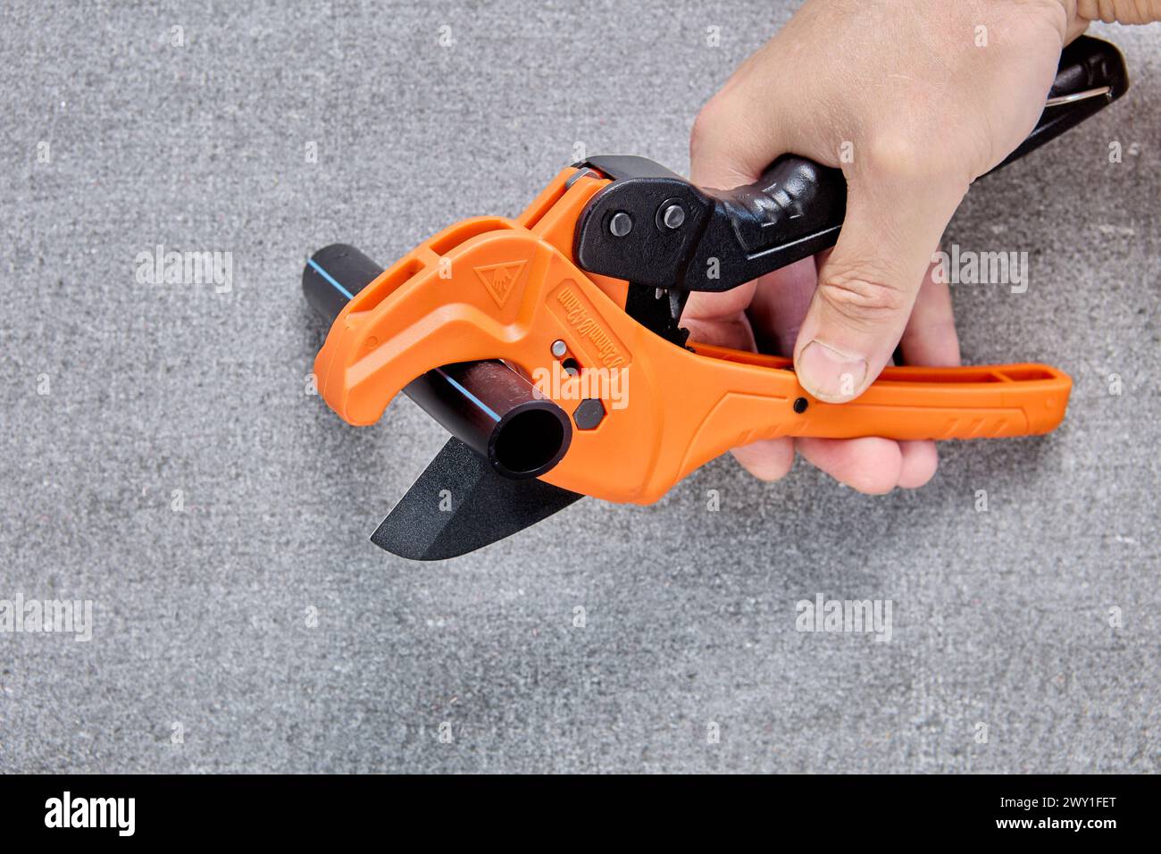 Ratchet pipe cutter hi-res stock photography and images - Alamy
