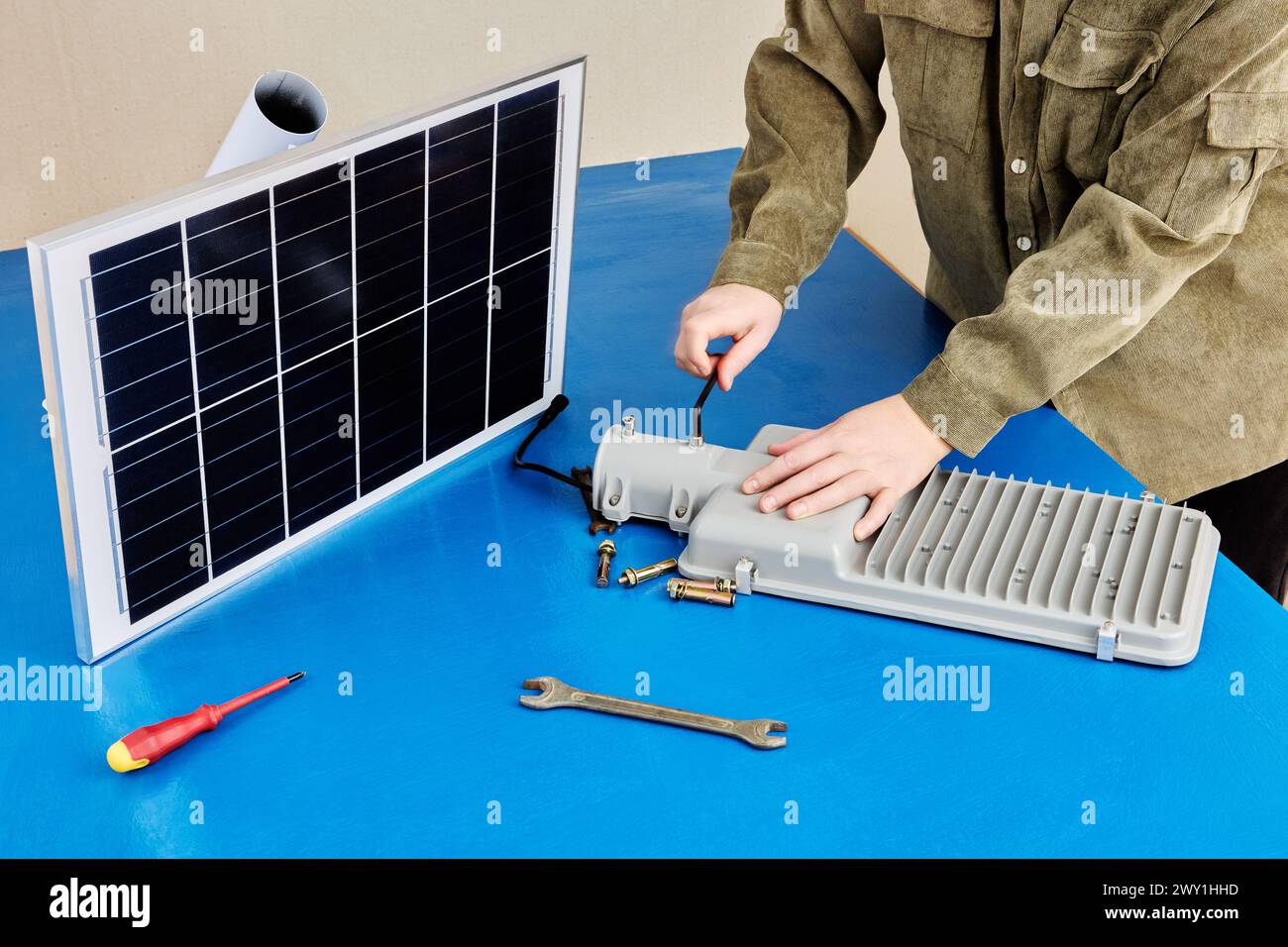 Fully autonomous, stand alone solar powered light, installation on ...