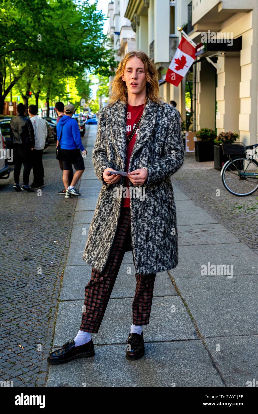 Leonardwellington hi-res stock photography and images - Alamy