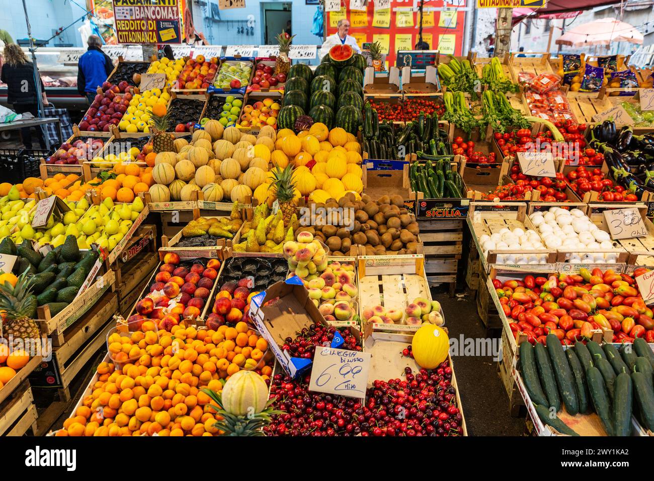 Palermo, Italy - May 13, 2023: Fruit and vegetable shop in Ballaro ...