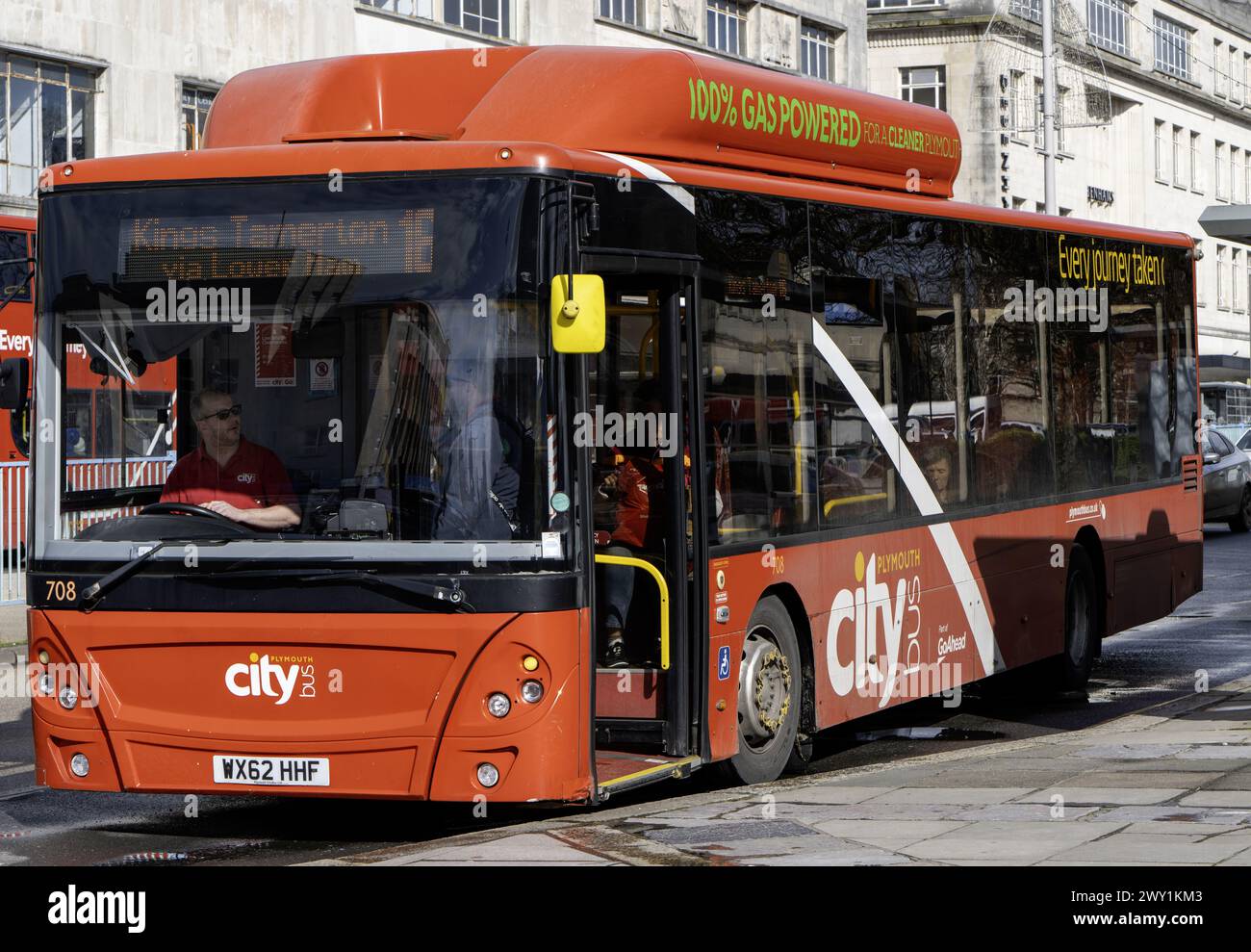 Gas powered citybus hi-res stock photography and images - Alamy
