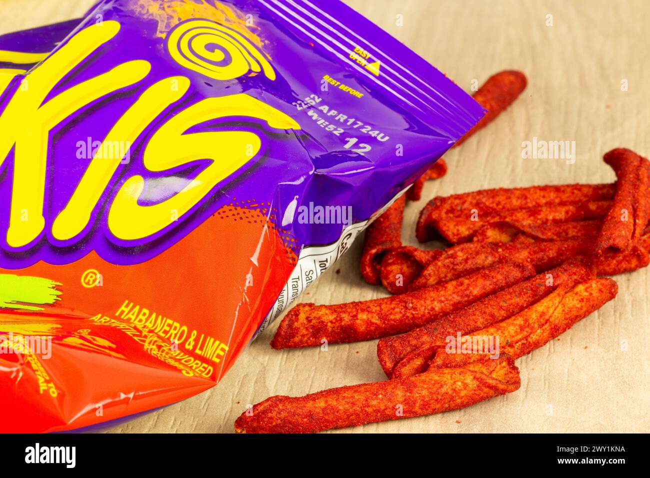 Nahaufnahme von TAKIS der Sorte NITRO *** Close-up of TAKIS of the ...