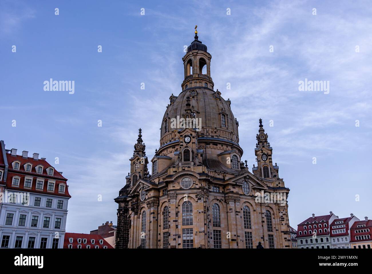 A short evening stroll through the beautiful historic city centre of ...