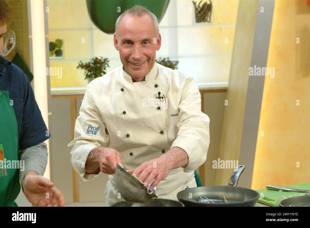 Koch aktion hi-res stock photography and images - Alamy