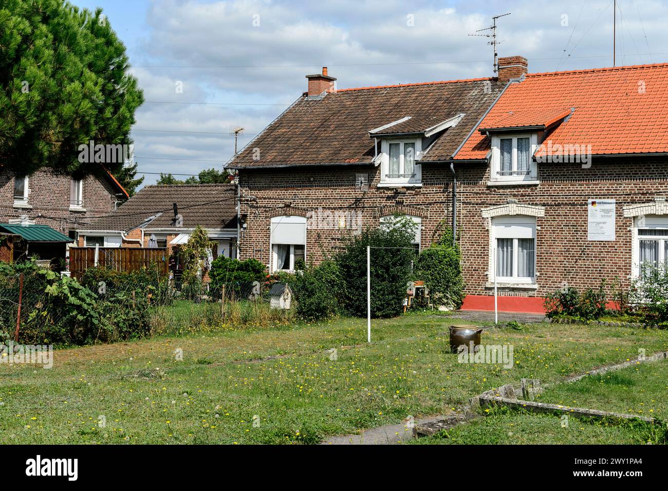 Quartier de la mine hi-res stock photography and images - Alamy