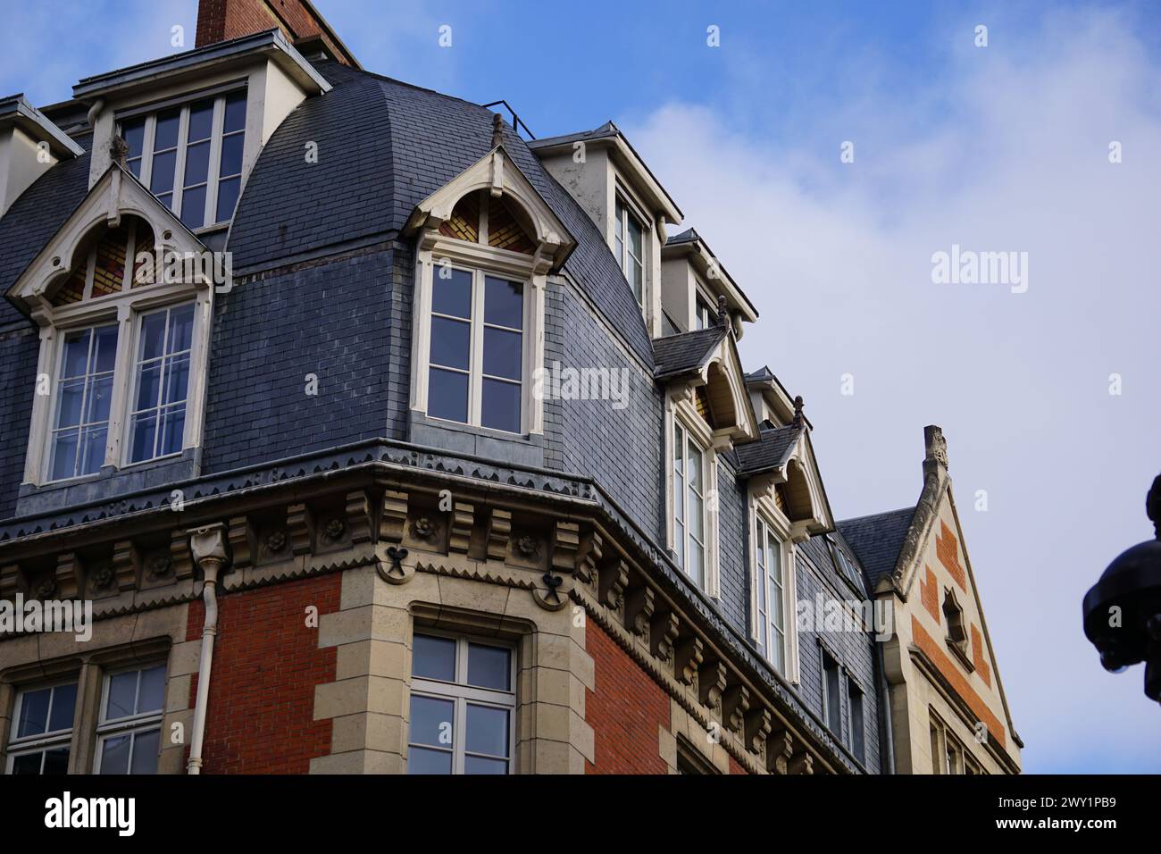 Corner of a Parisian roof Stock Photo - Alamy