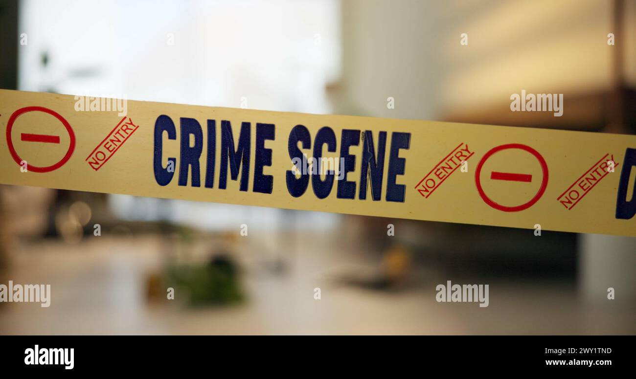 Police searching house hi-res stock photography and images - Alamy
