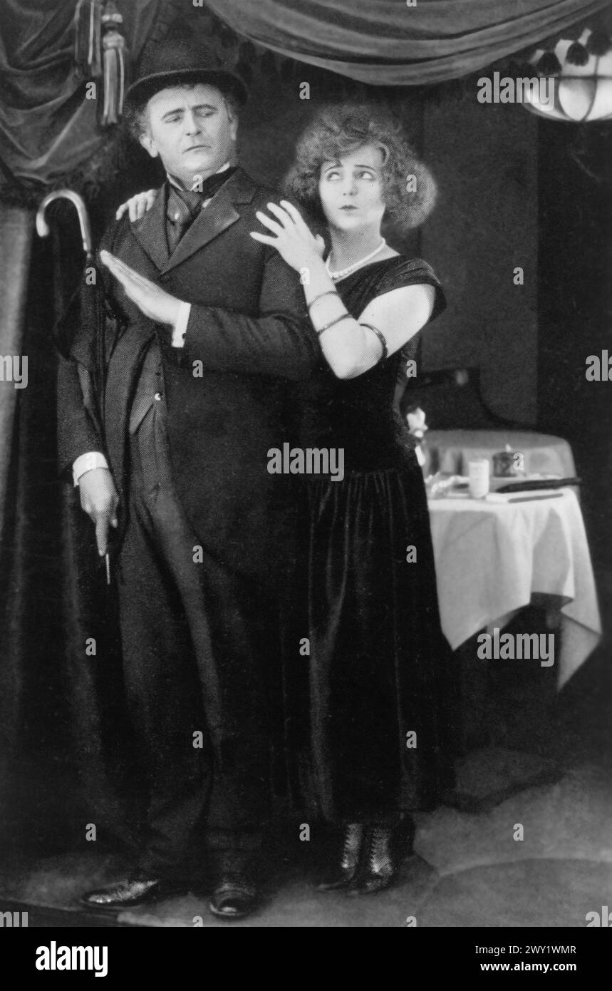 Eugen Klopfer, Lucie Hoflich, on-set of the German silent film, "Die ...