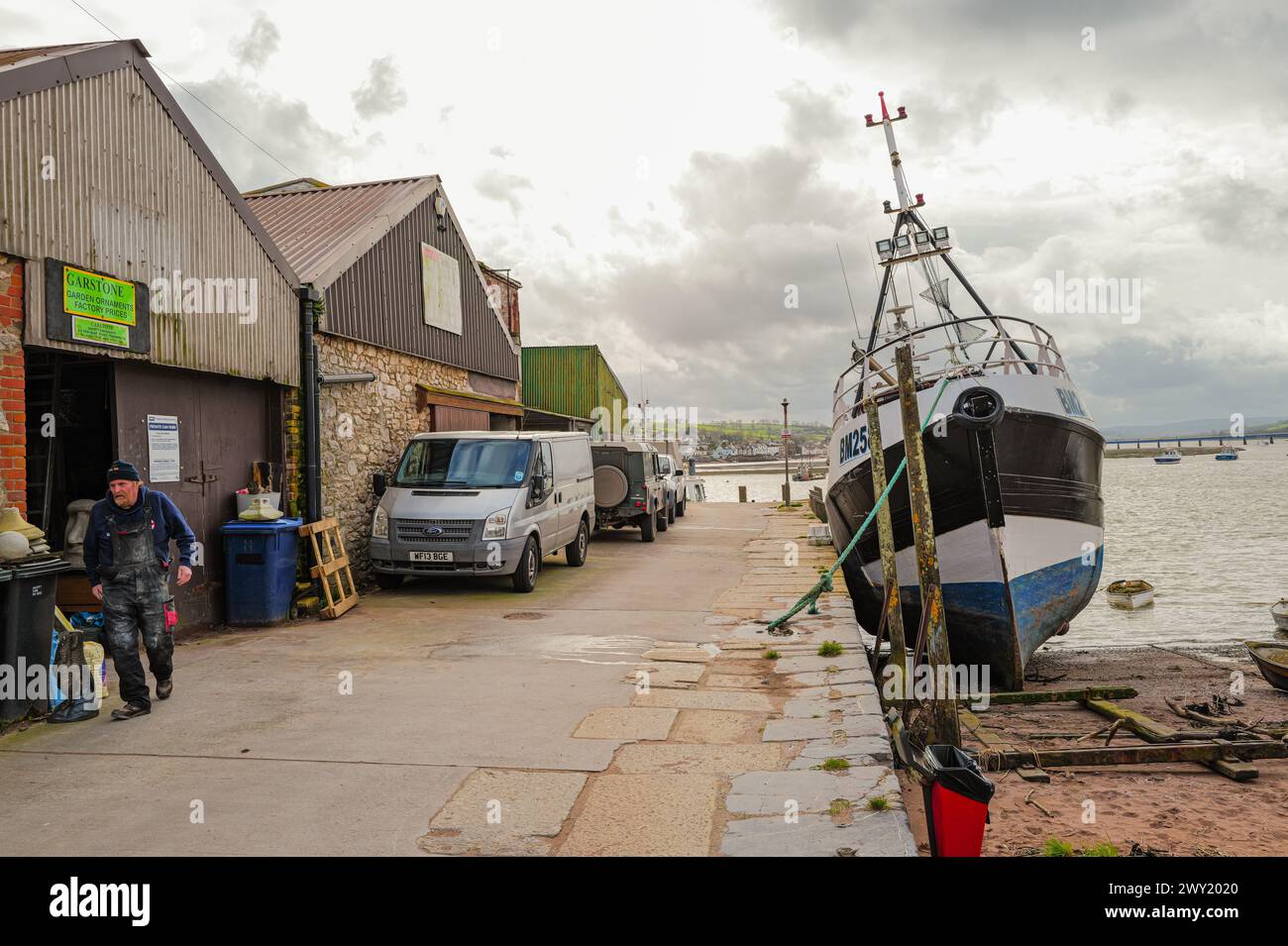 Trawler wheelhouse hi-res stock photography and images - Alamy