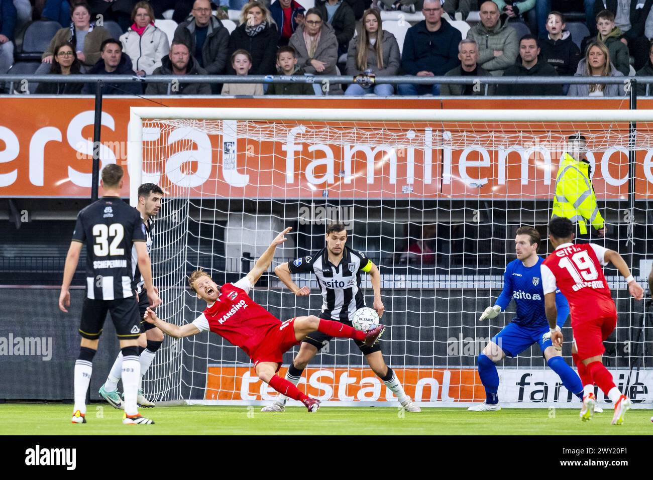 Almelo, Netherlands. 03rd Apr, 2024. ALMELO, Stadium Erve Asito, 03-04 ...