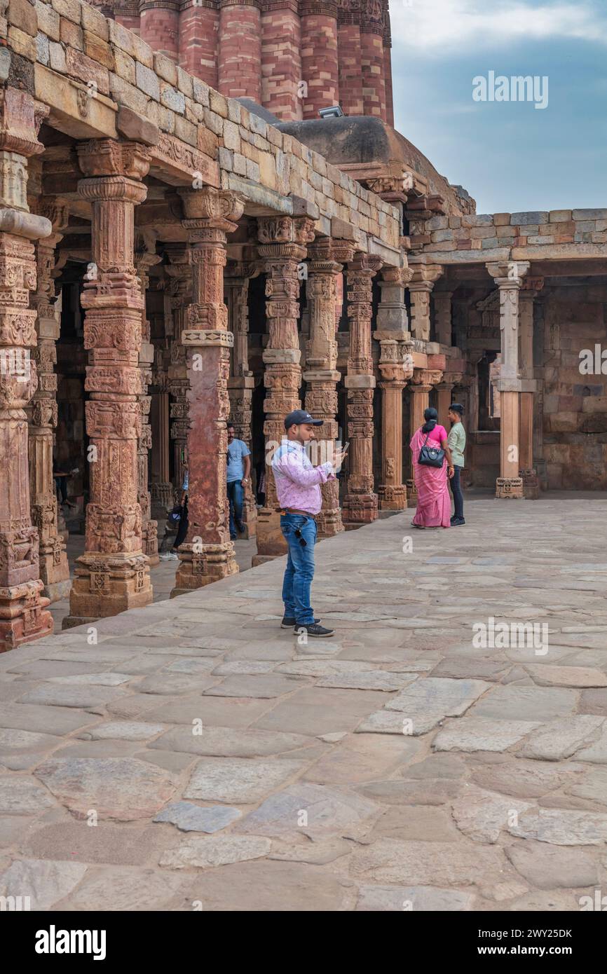 13th century qutub minar complex hi-res stock photography and images ...