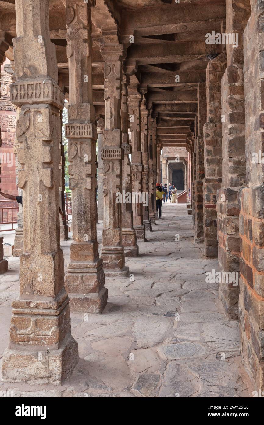 13th century qutub minar complex hi-res stock photography and images ...