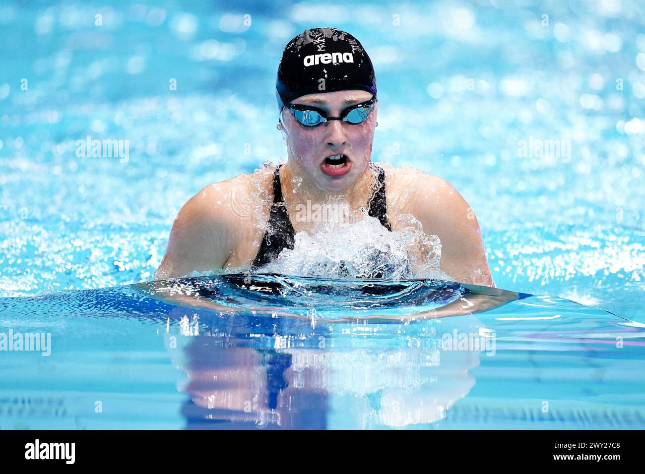 Elizabeth Booker in action during the Women's 200m Breaststroke Paris ...