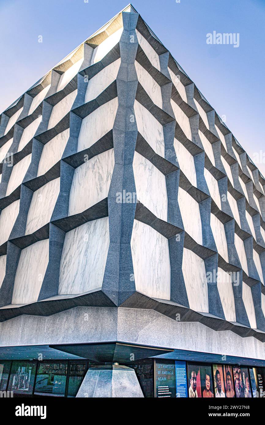 Beinecke Rare Book and Manuscript Library, exterior view, Yale ...