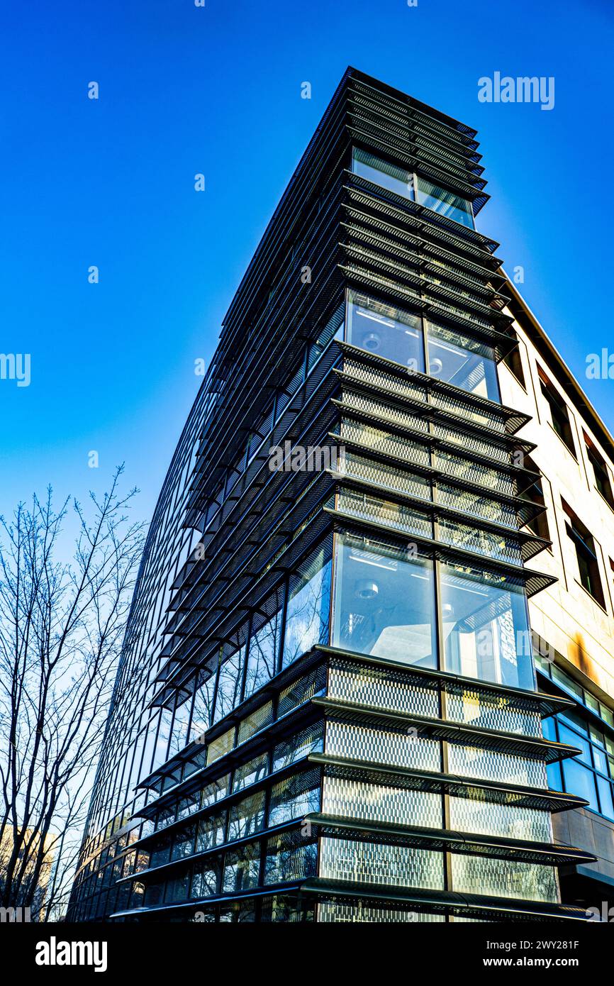 Malone engineering center yale university hi-res stock photography and ...