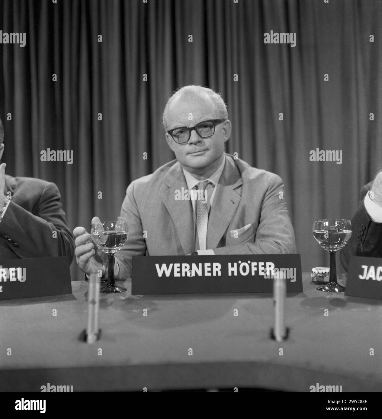 Mit technology 60s hi-res stock photography and images - Alamy