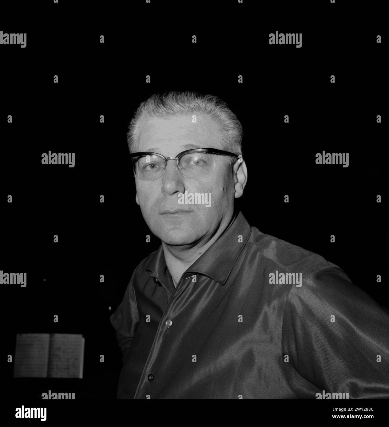 1960s music notes hi-res stock photography and images - Alamy