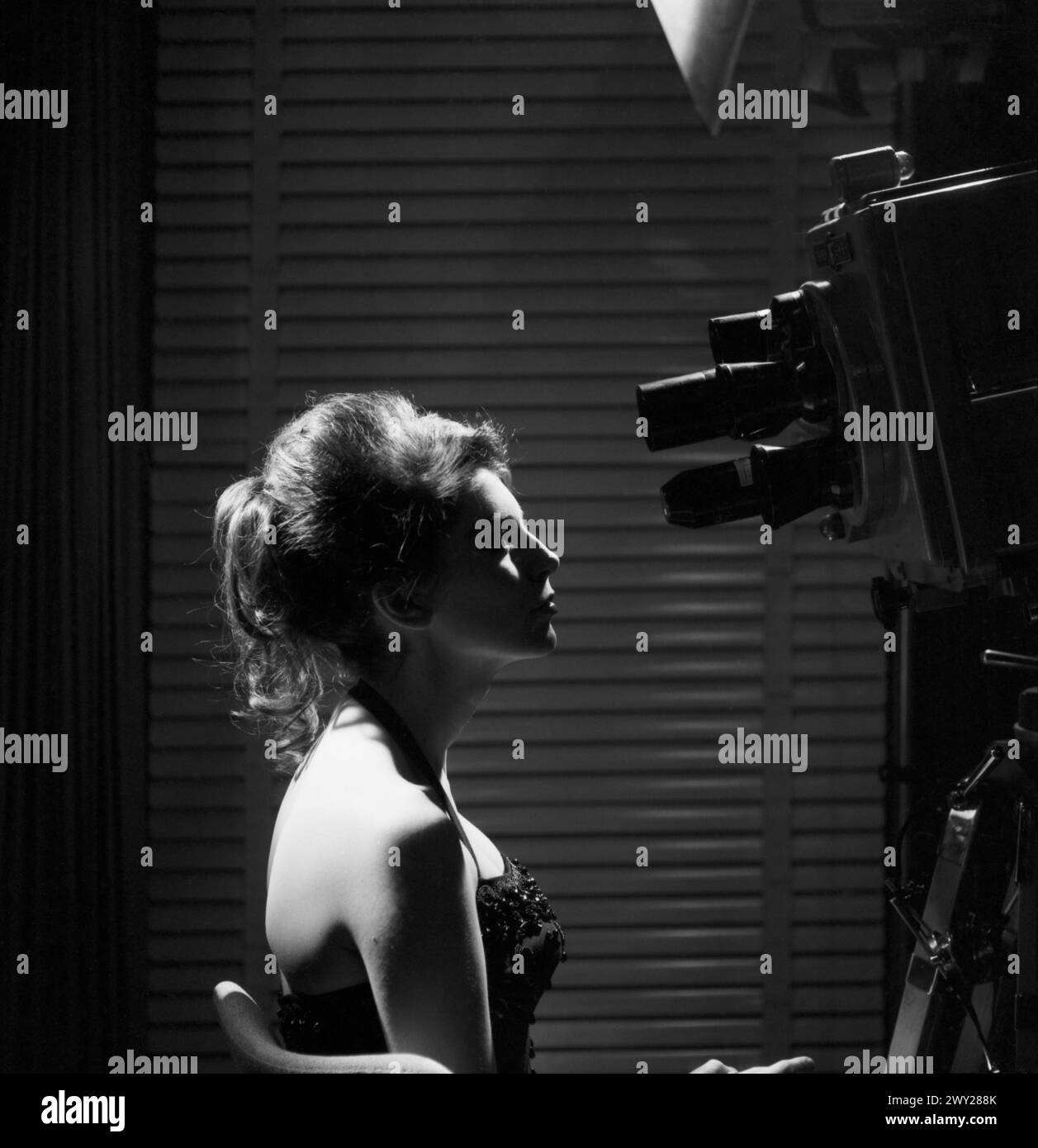 Fernsehsängerin des SFB Edith Grobleben, Berlin 1963 Stock Photo - Alamy