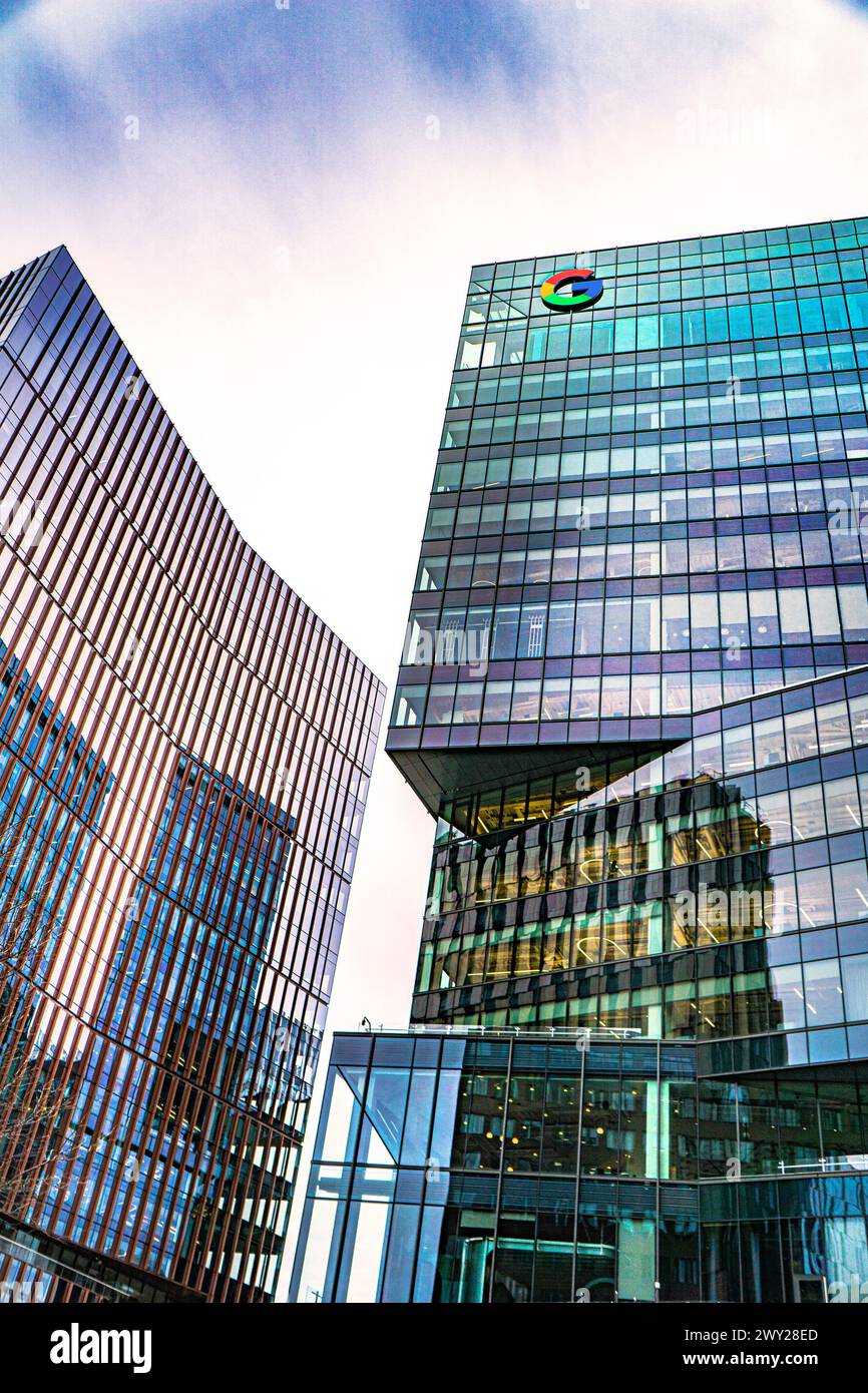 MIT Museum (left), Google office building (right), exterior view ...