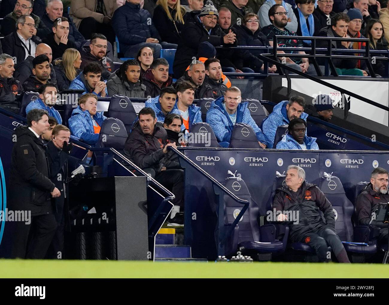 Scott bench hi-res stock photography and images - Alamy