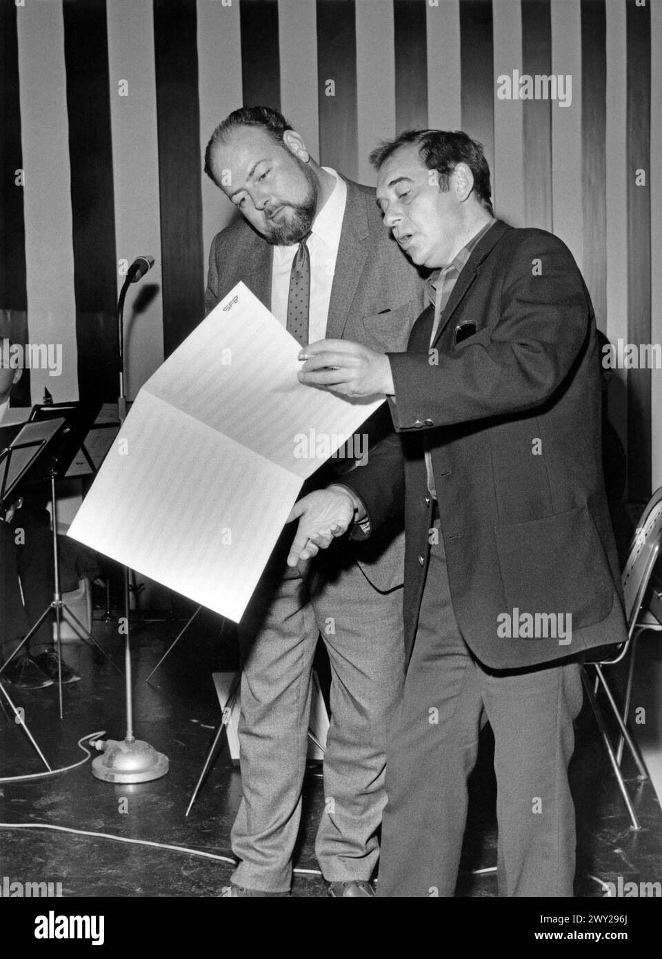 Rundkfunkorchester hi-res stock photography and images - Alamy