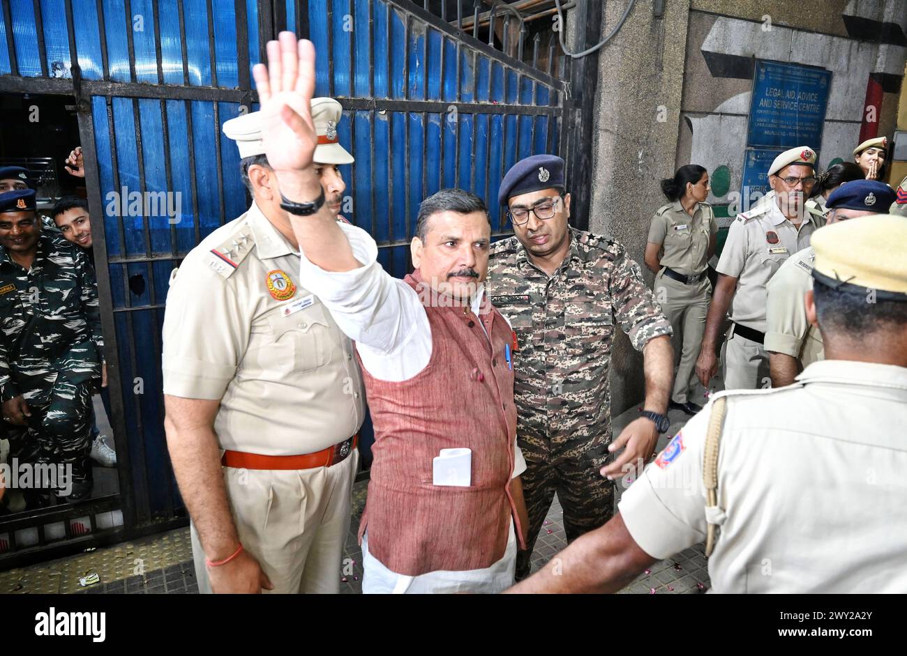 NEW DELHI, INDIA - APRIL 3: AAP MP Sanjay Singh waves to the crowd after release from Tihar Jail ...