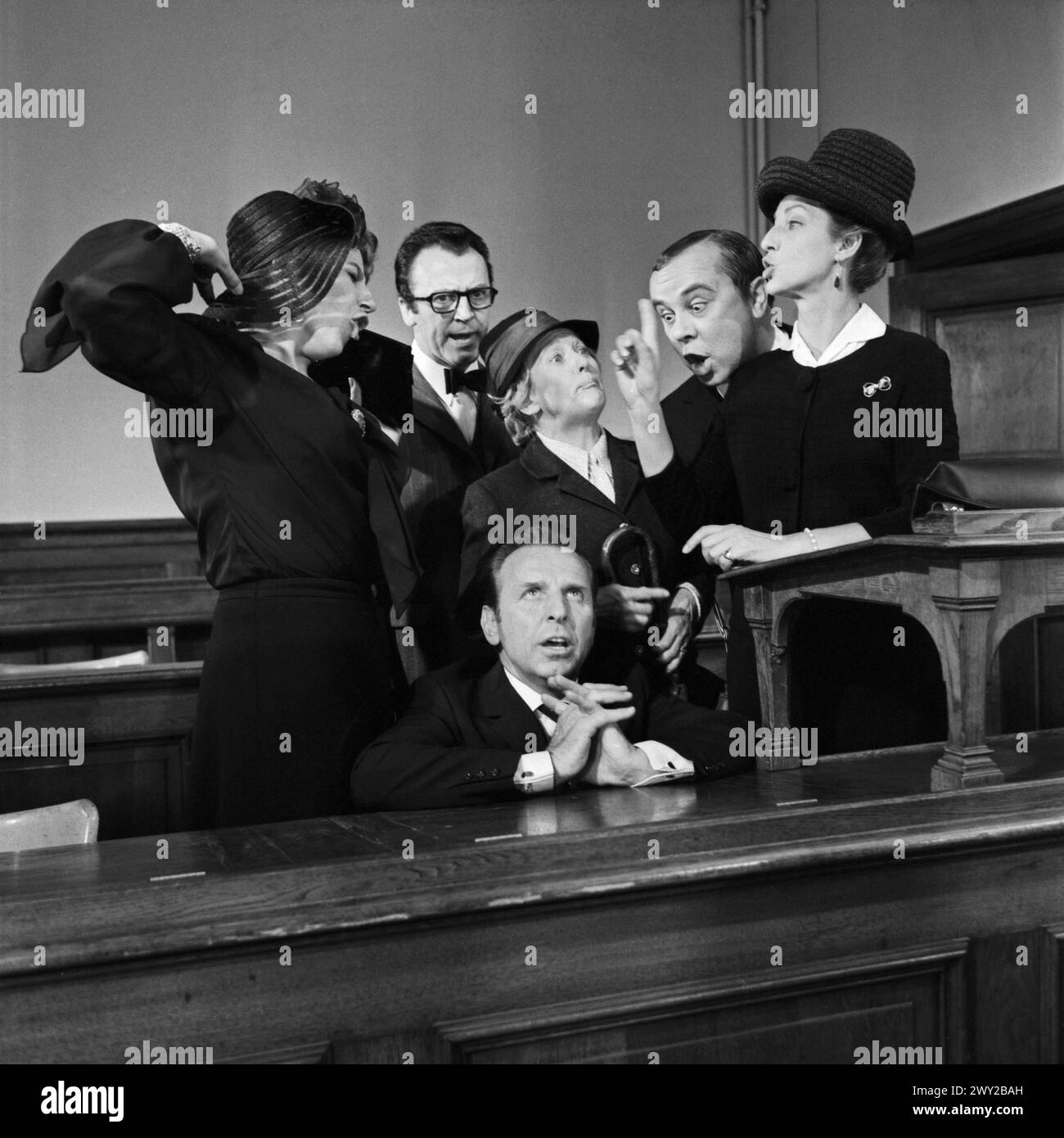 Singerl Black and White Stock Photos & Images - Alamy