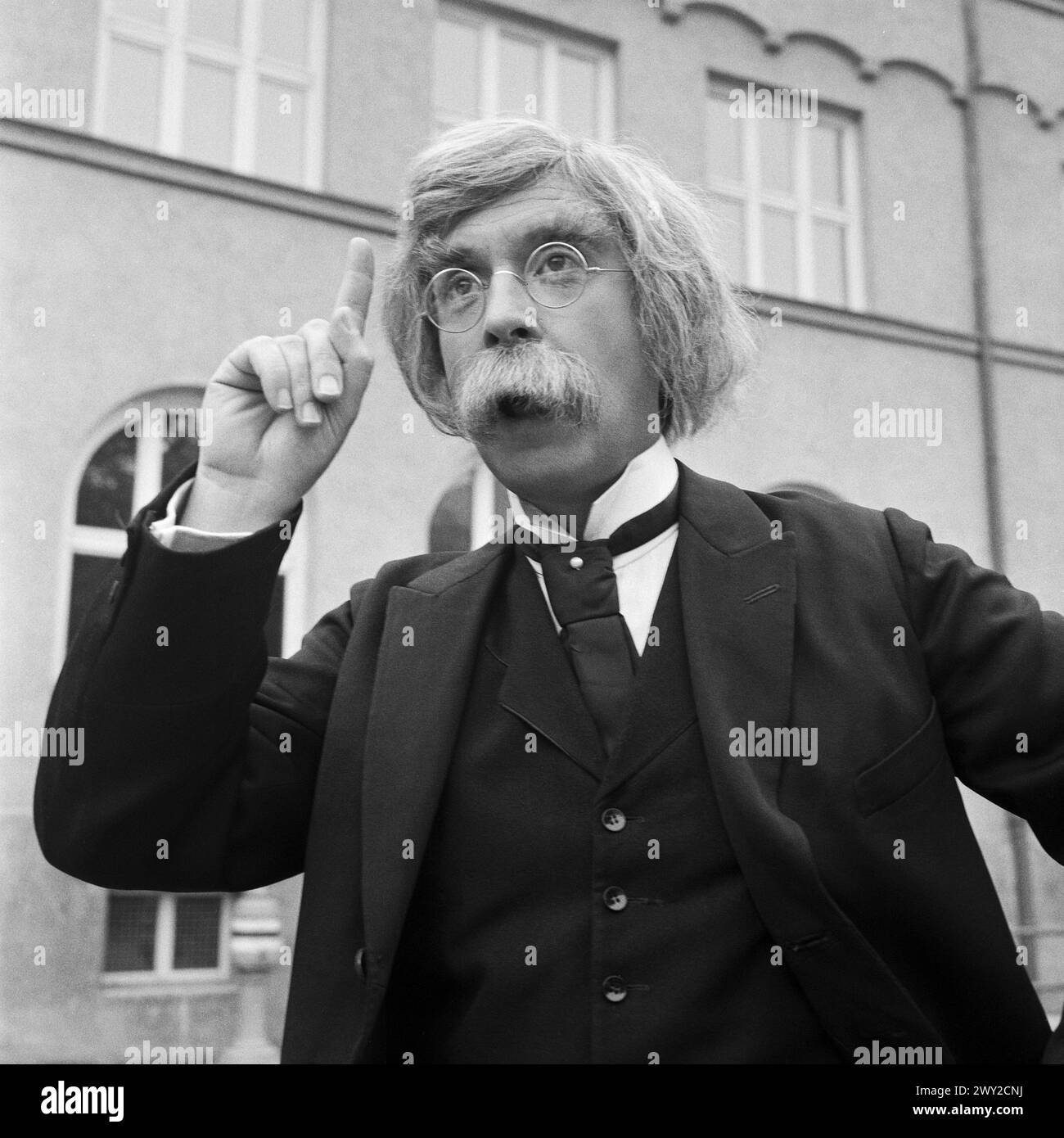 Hurra, die Schule brennt!, Spielfilm, Deutschland 1969, Regie: Werner ...