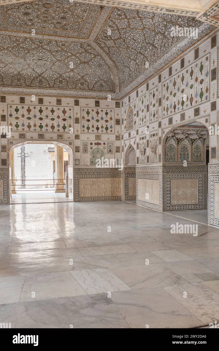 Sheesh Mahal interior, Amber Fort, Jaipur, Rajasthan, India Stock Photo ...