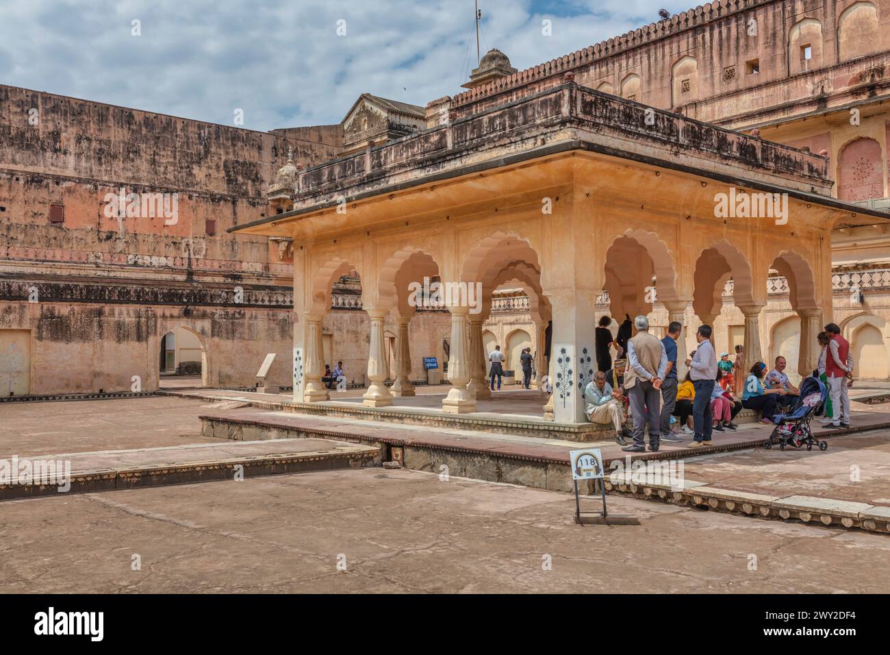 Baradari pavilion, Amber Fort, Jaipur, Rajasthan, India Stock Photo - Alamy