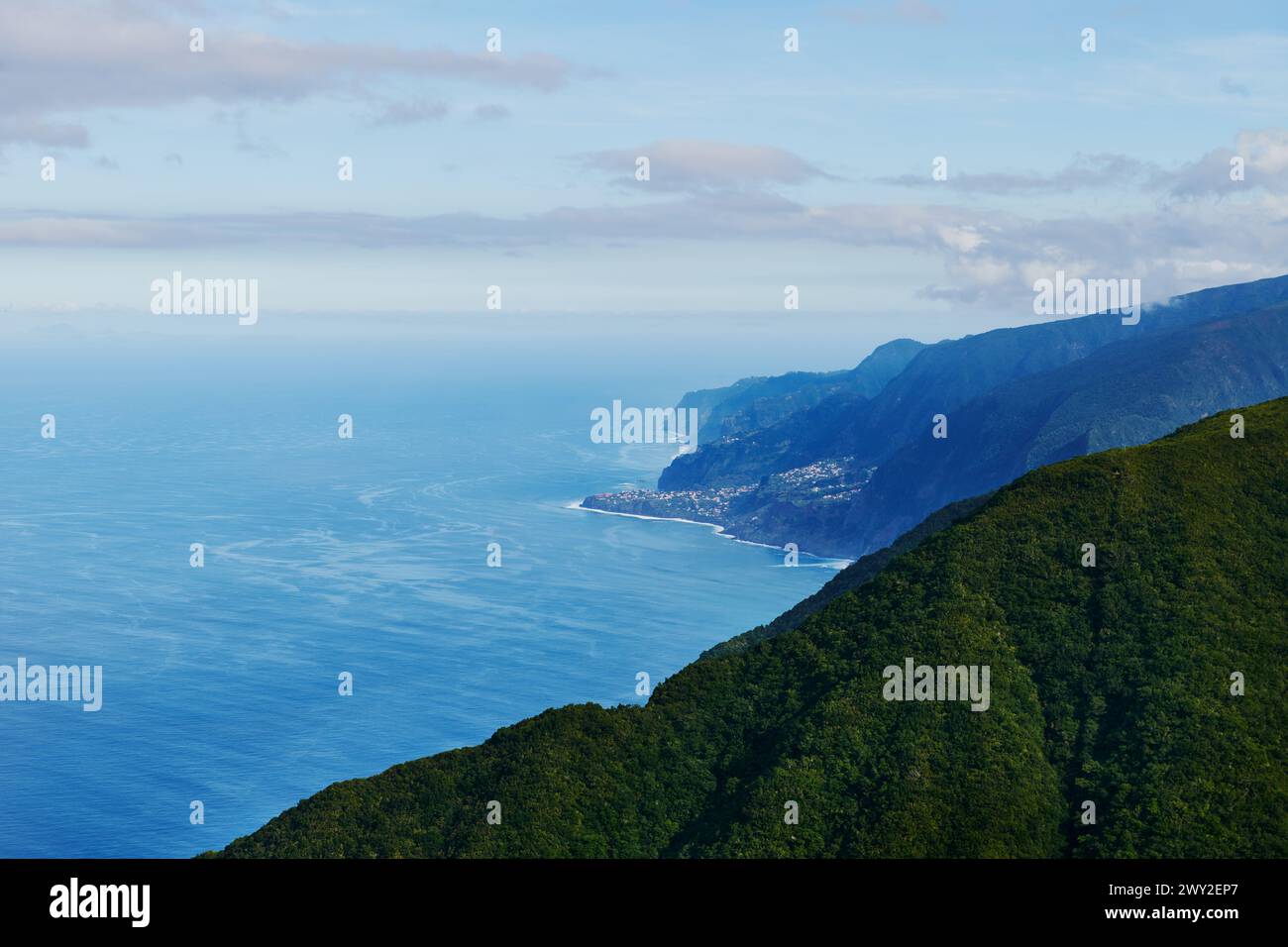 Europe coastline sea hi-res stock photography and images - Alamy