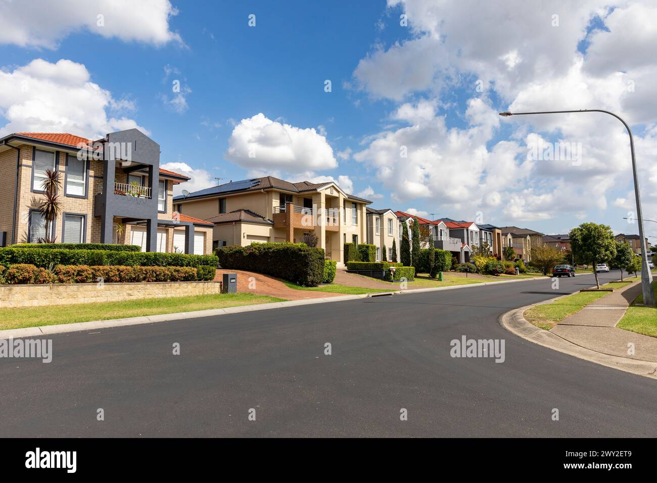Double row houses hi-res stock photography and images - Alamy