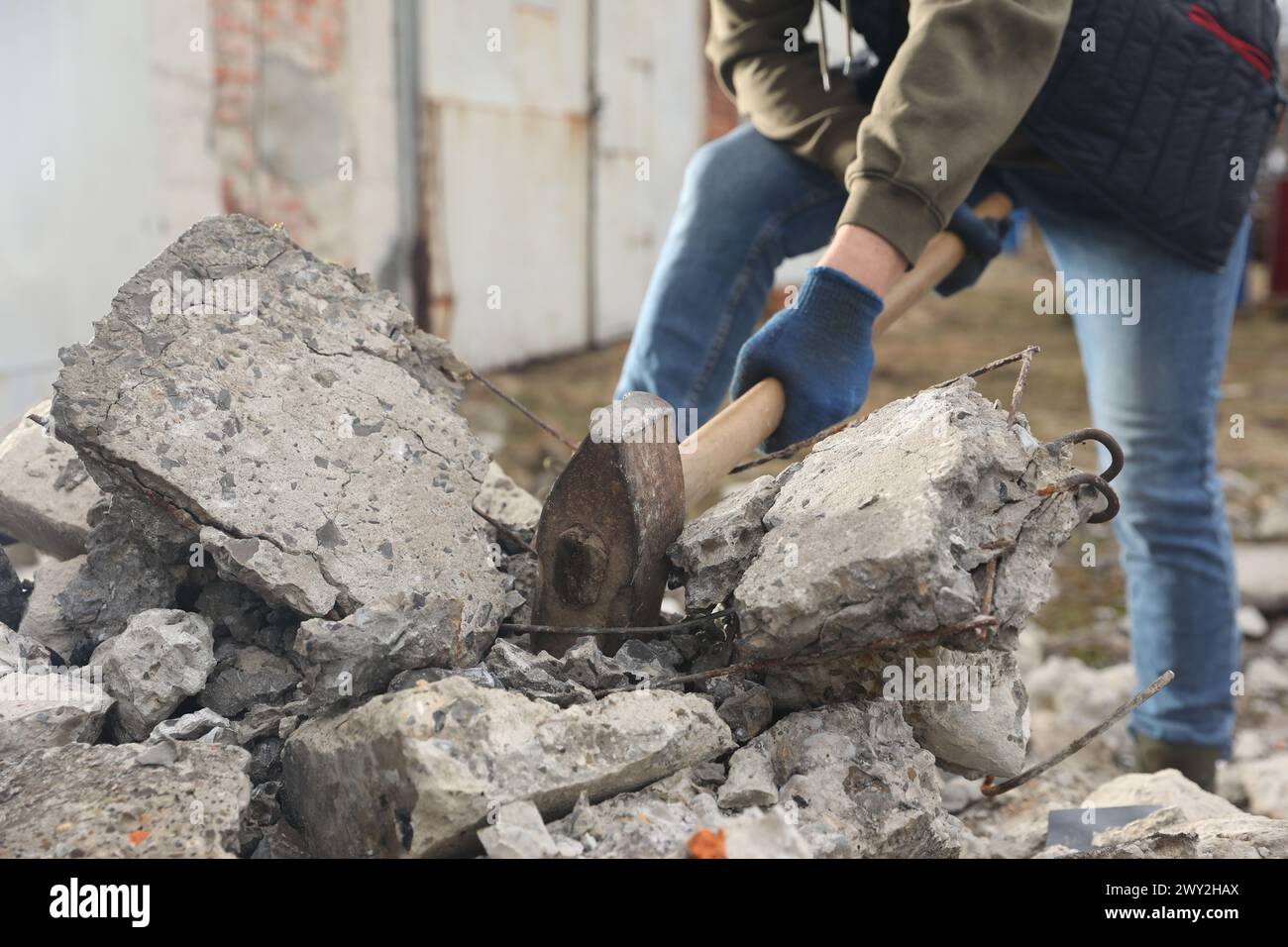 Breaking stones hi-res stock photography and images - Alamy