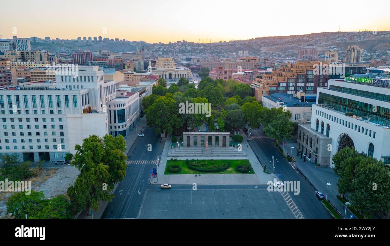 Soviet armenian revolutionary hi-res stock photography and images - Alamy