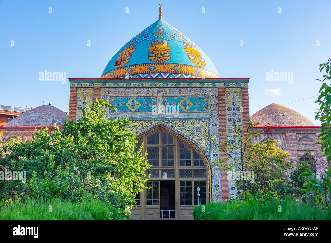 Blue Mosque in Armenian capital Yerevan Stock Photo - Alamy